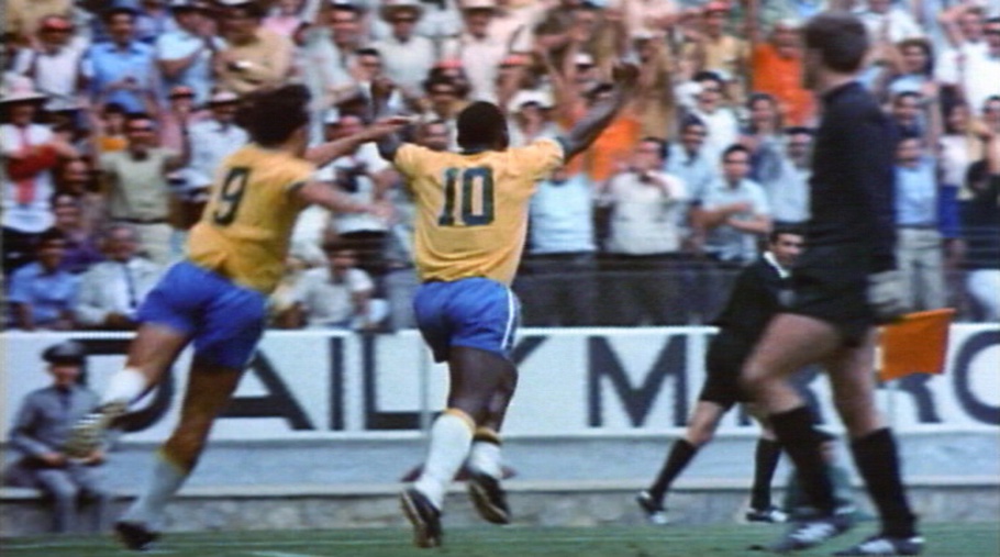 Beach Soccer brasileiro expressa pesar pela morte de Pelé | CBSB